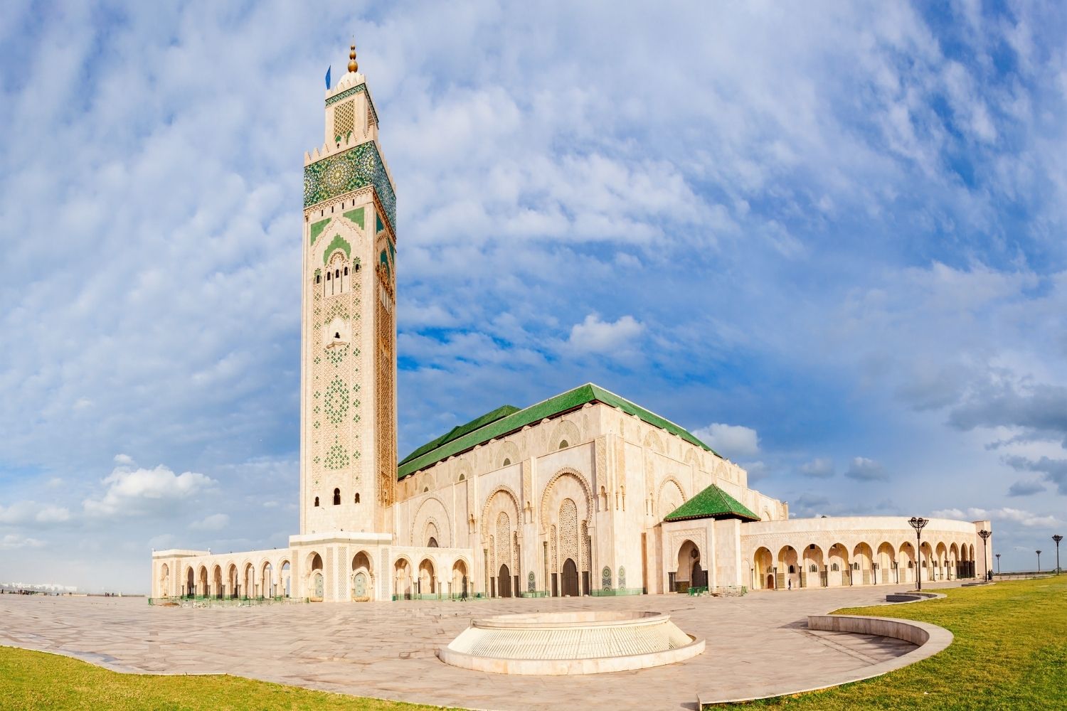 Hassan II Mosque Casablanca: Best Travel Tips ( 2026 Guide)